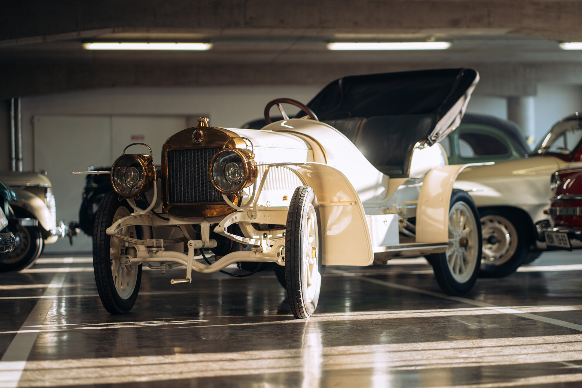 Starting cars used to be an art - Škoda Storyboard