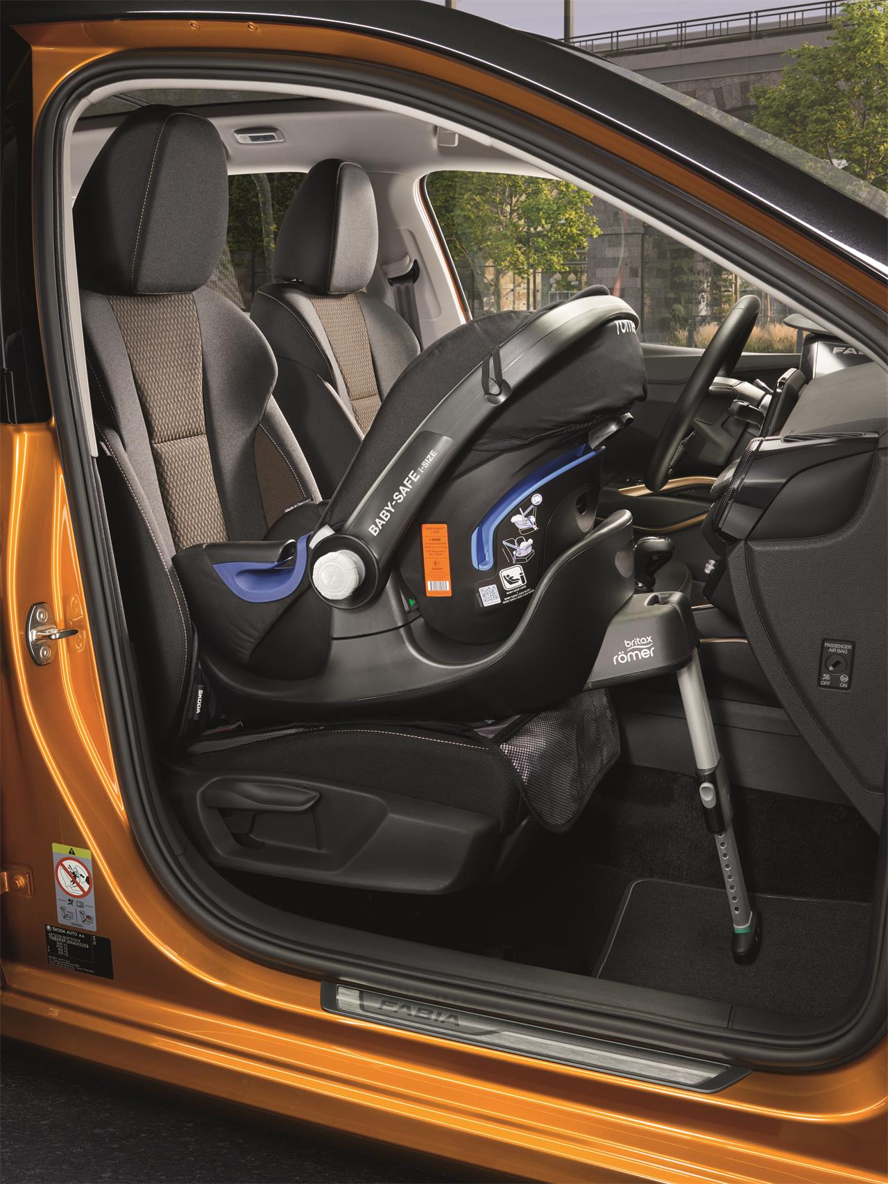 Isofix und Top Tether: Babyschalen und Kindersitze sicher in Ihrem ...