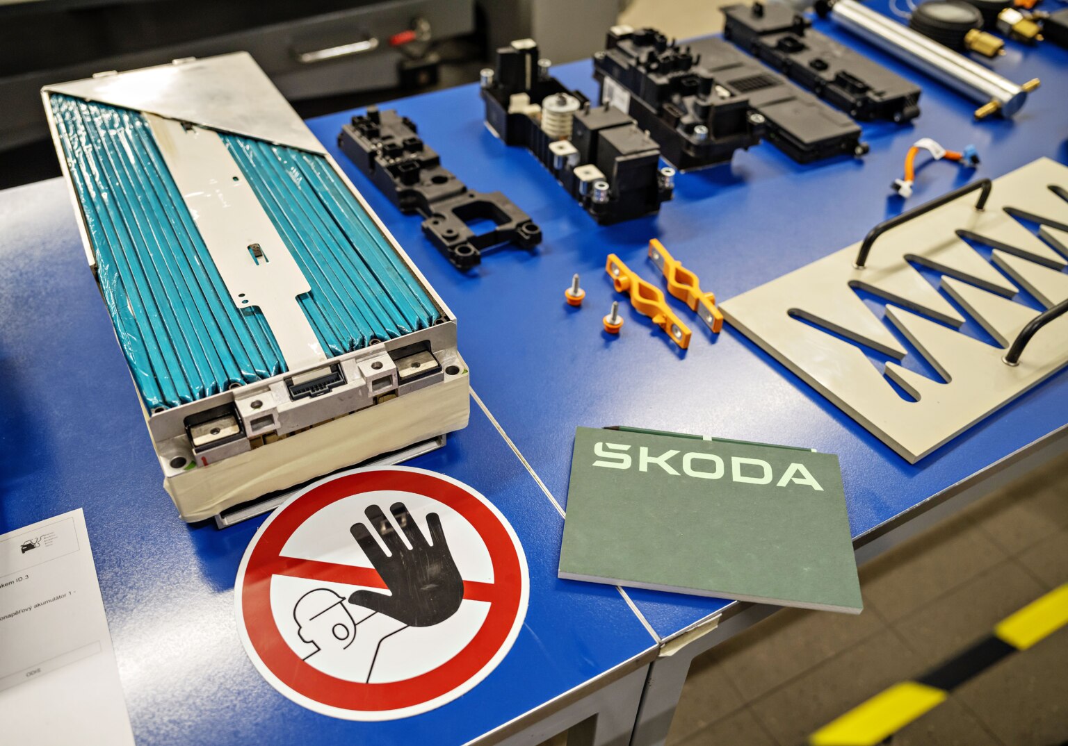 Tlačová mapa Elektromobilita v servisoch Škoda - Škoda Storyboard