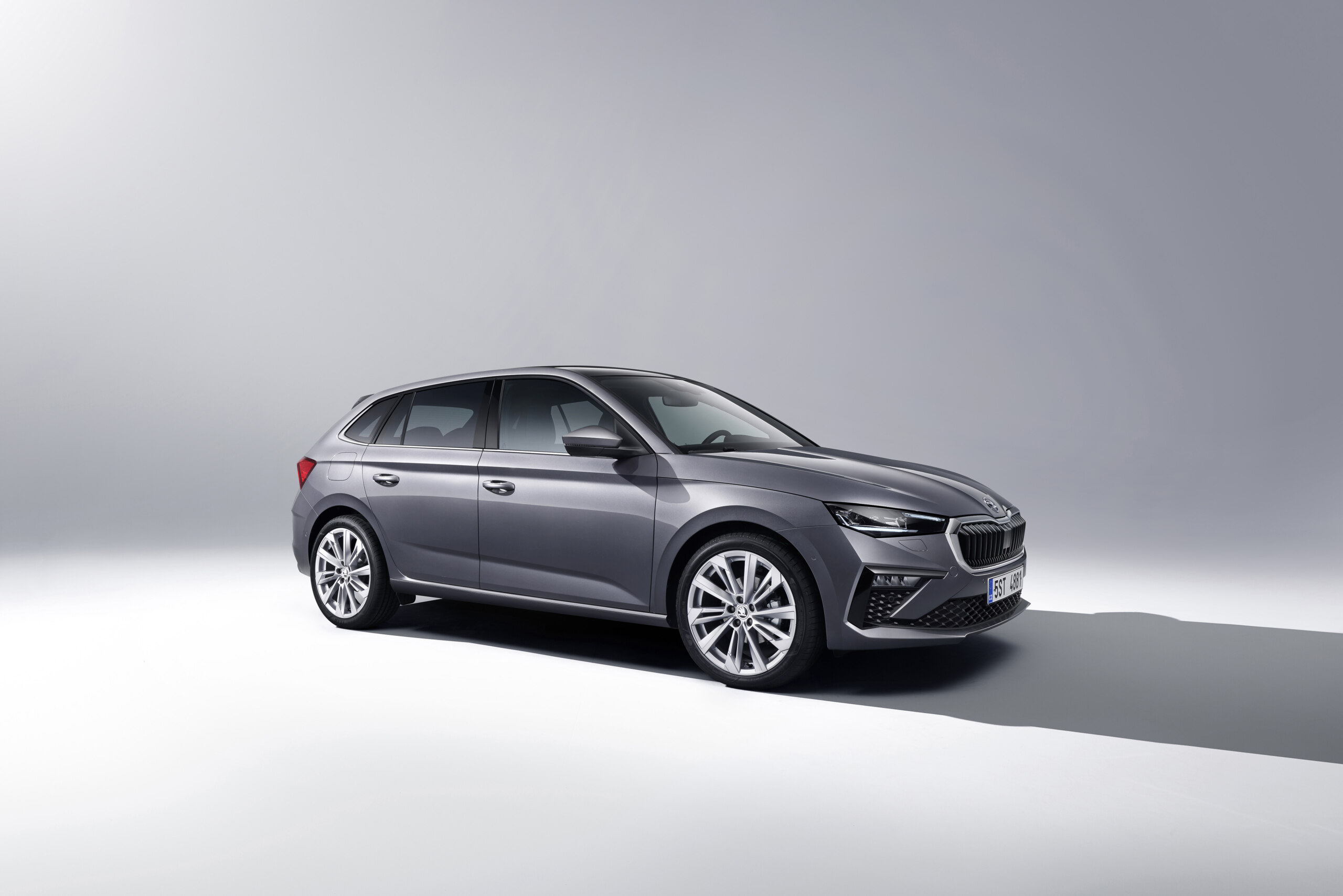 Safety: A wealth of assistance systems and up to nine airbags - Škoda ...