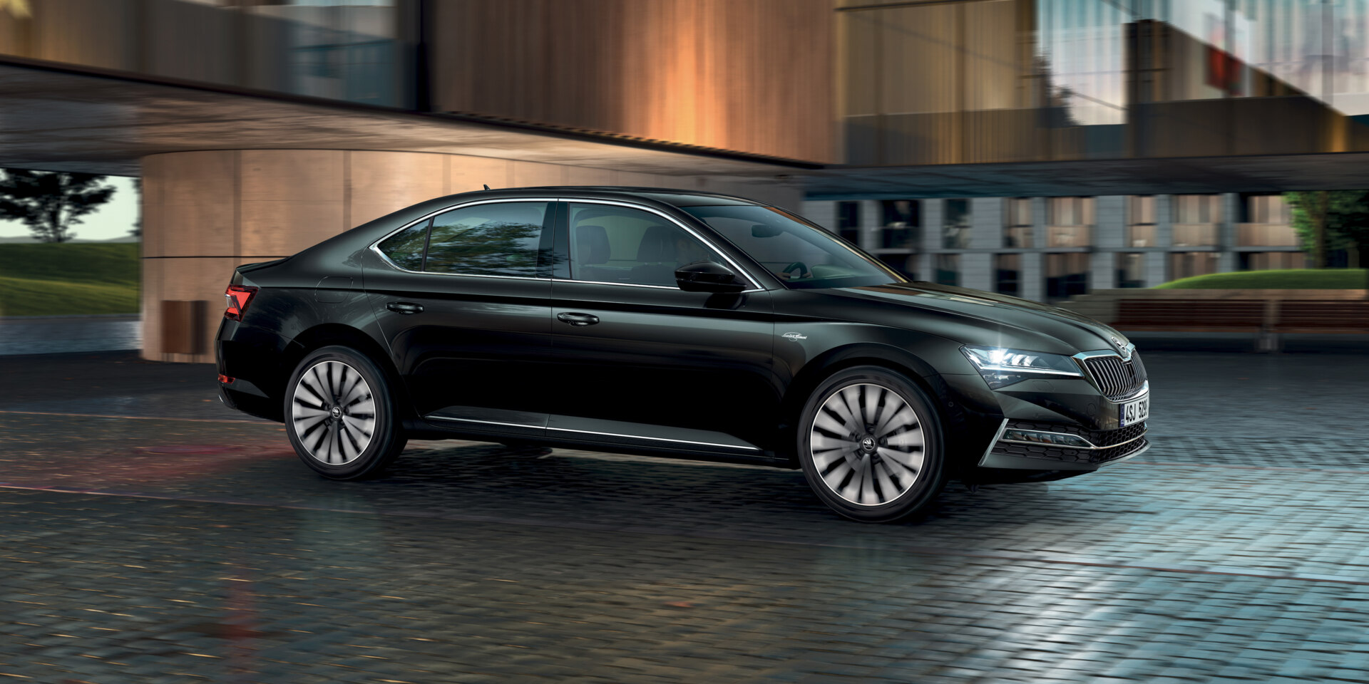 Luxus Skoda Superb Laurin Klement Ausstattung Ebenbild