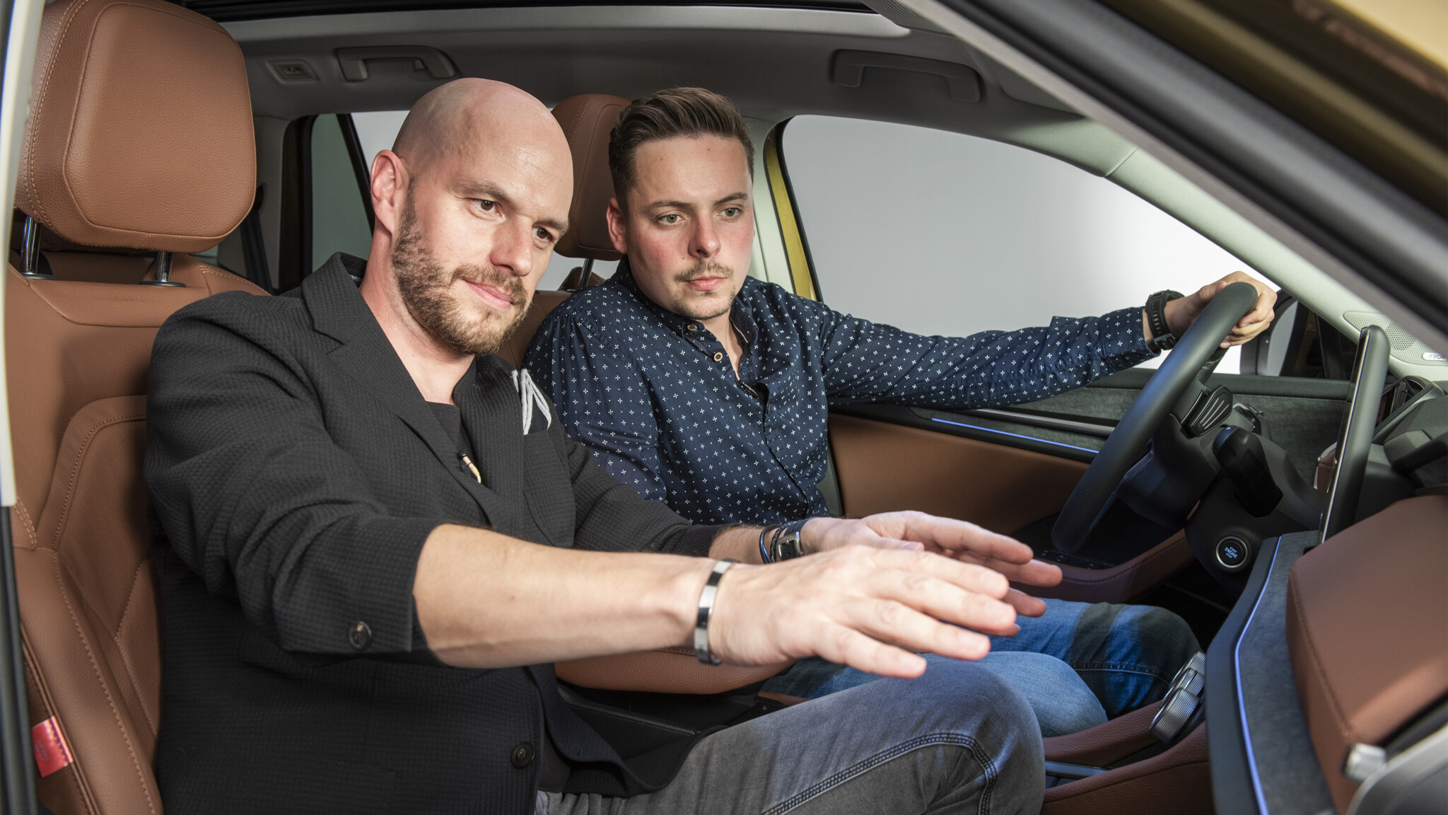 Enhancing space, comfort and control: Škoda presents interior ...