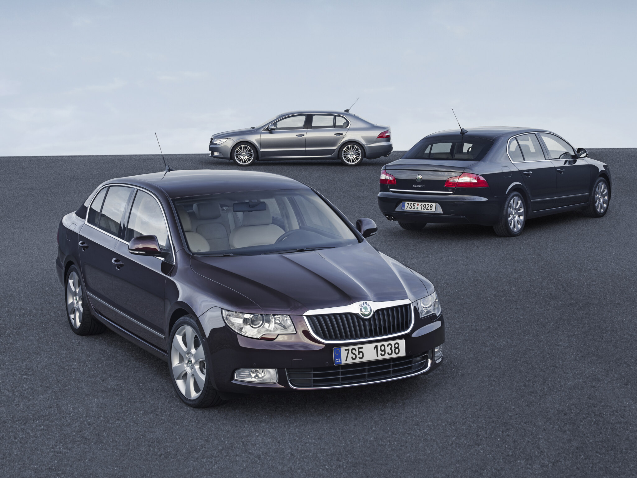 History: Tracing the Škoda Superb from its 1930s origins to its ...