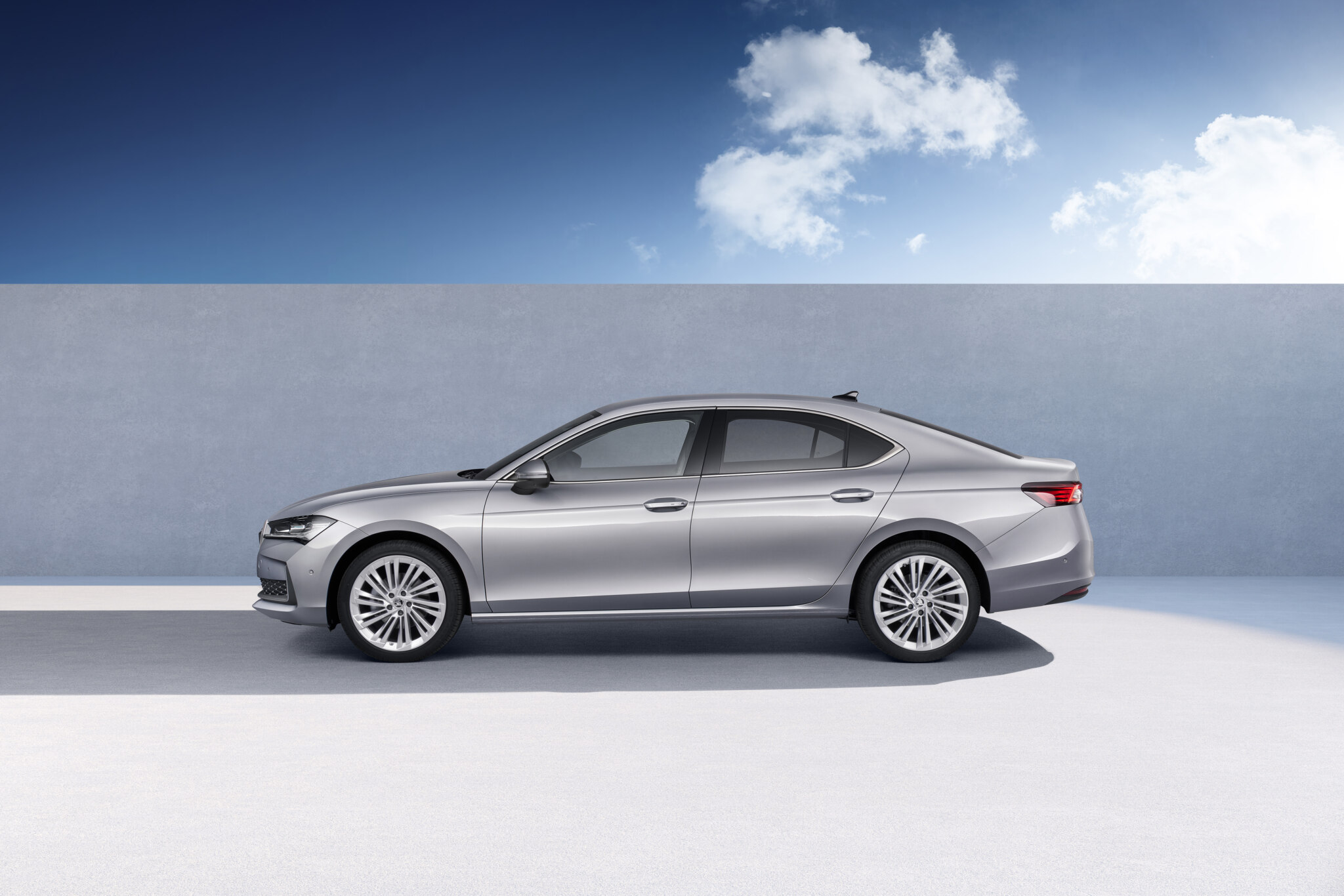 The all-new Škoda Superb: More space and comfort, six efficient ...