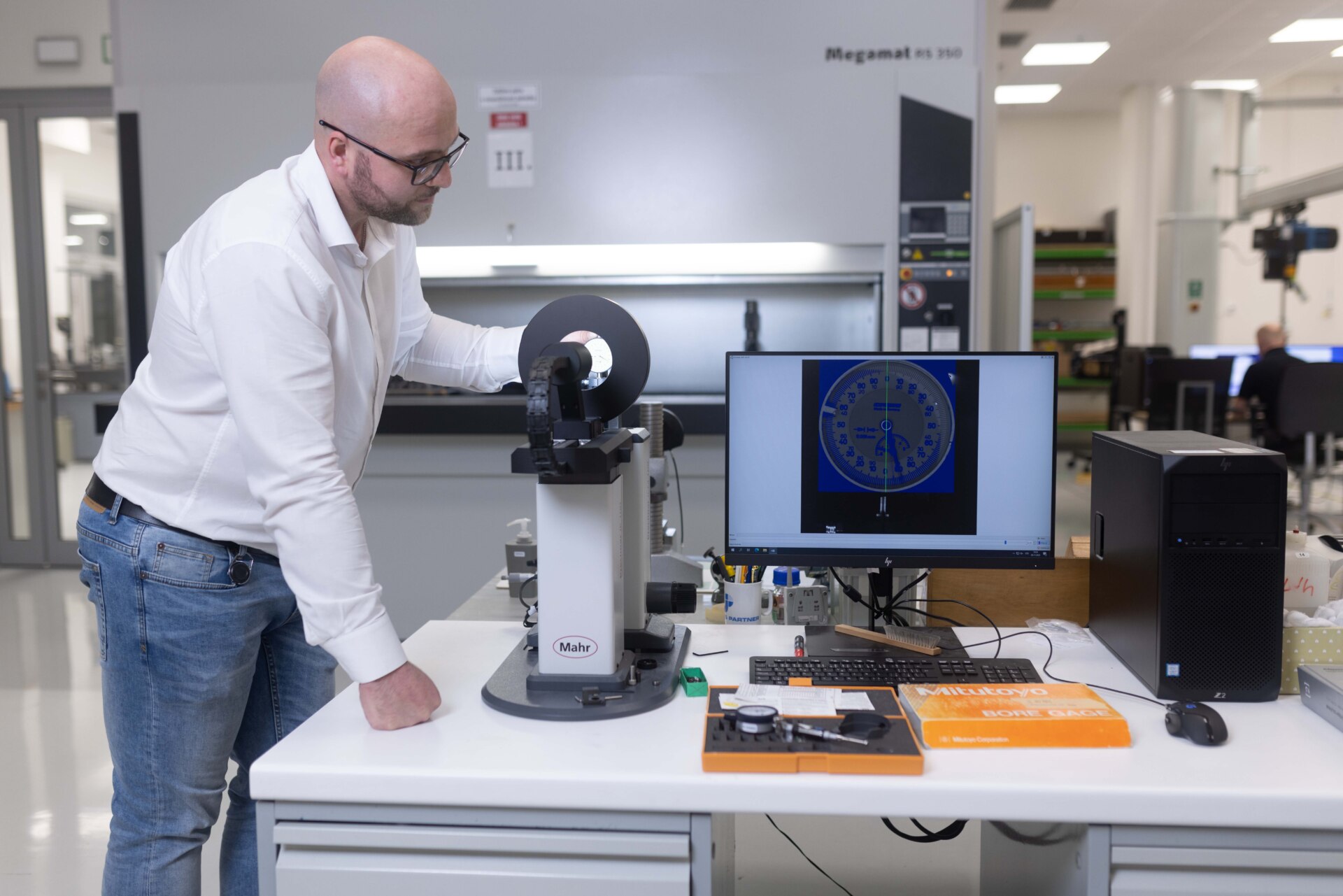 Measure twice… and then measure again. Meet the metrologists - Škoda ...