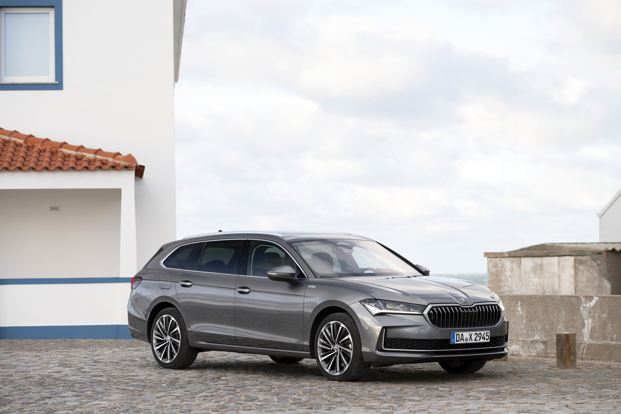 Škoda Superb Combi L&K - Škoda Storyboard