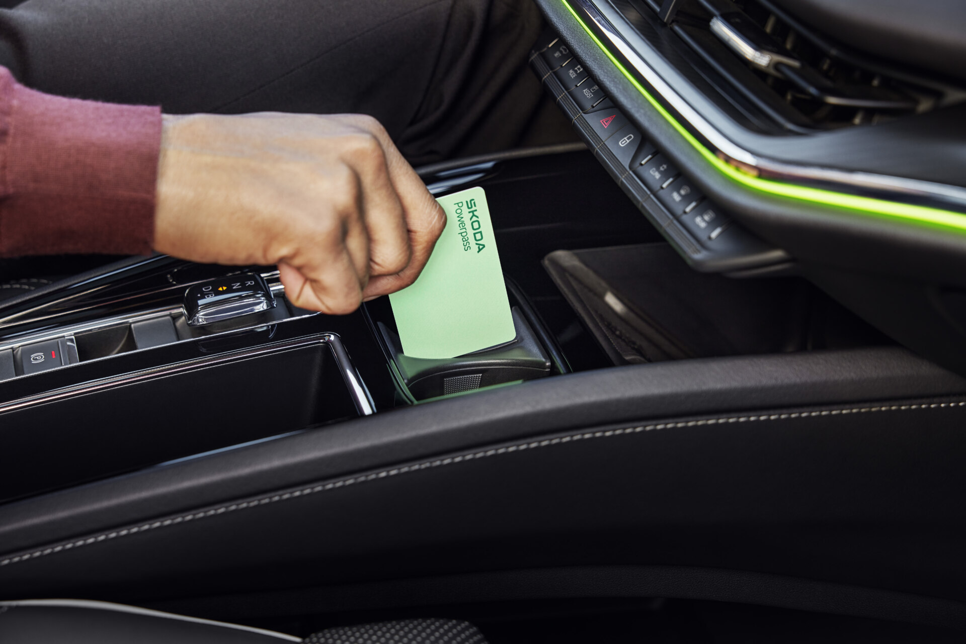 MyŠkoda app is packed with more features than ever - Škoda Storyboard
