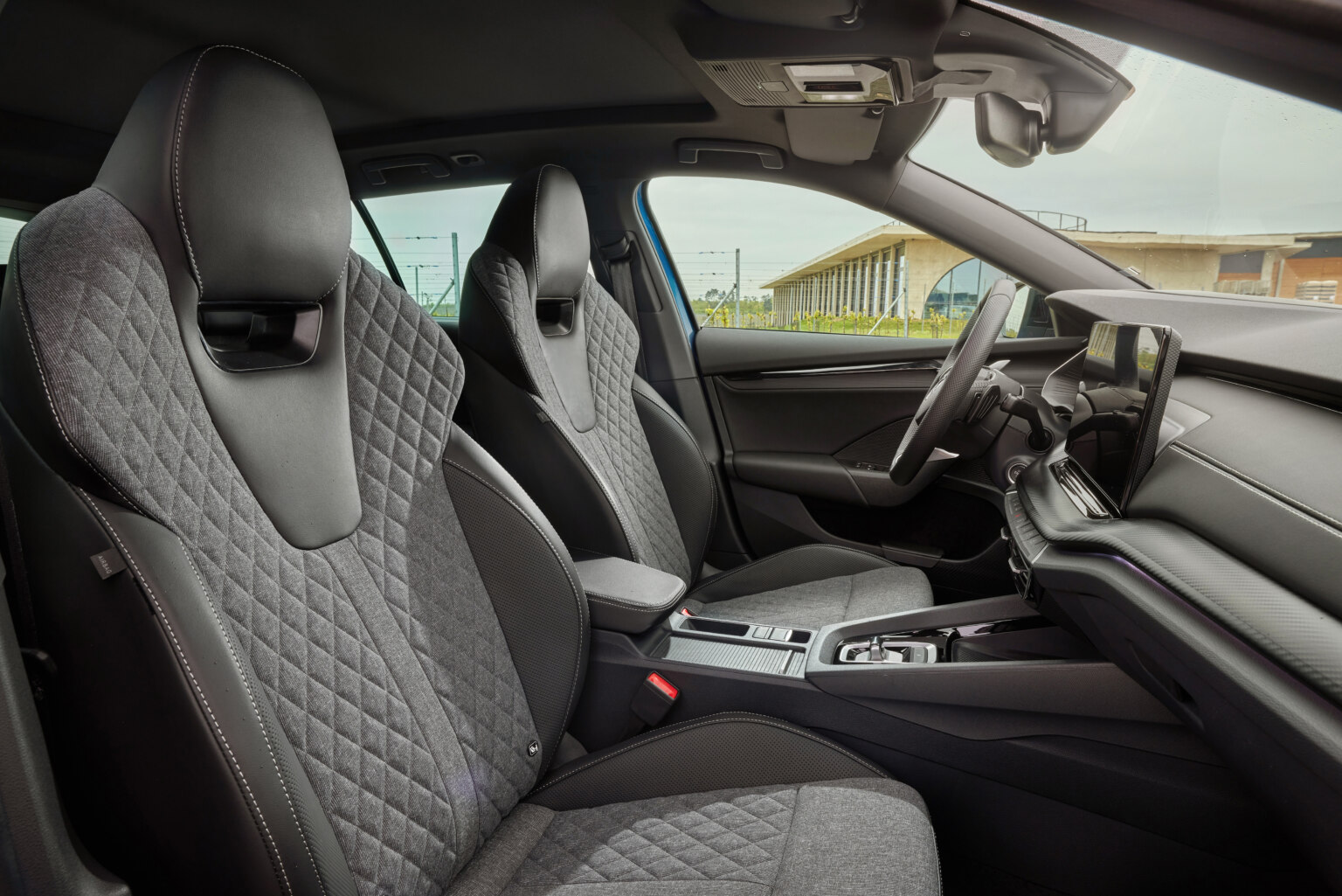 Safety: New safety and assistance systems for even more effective ...
