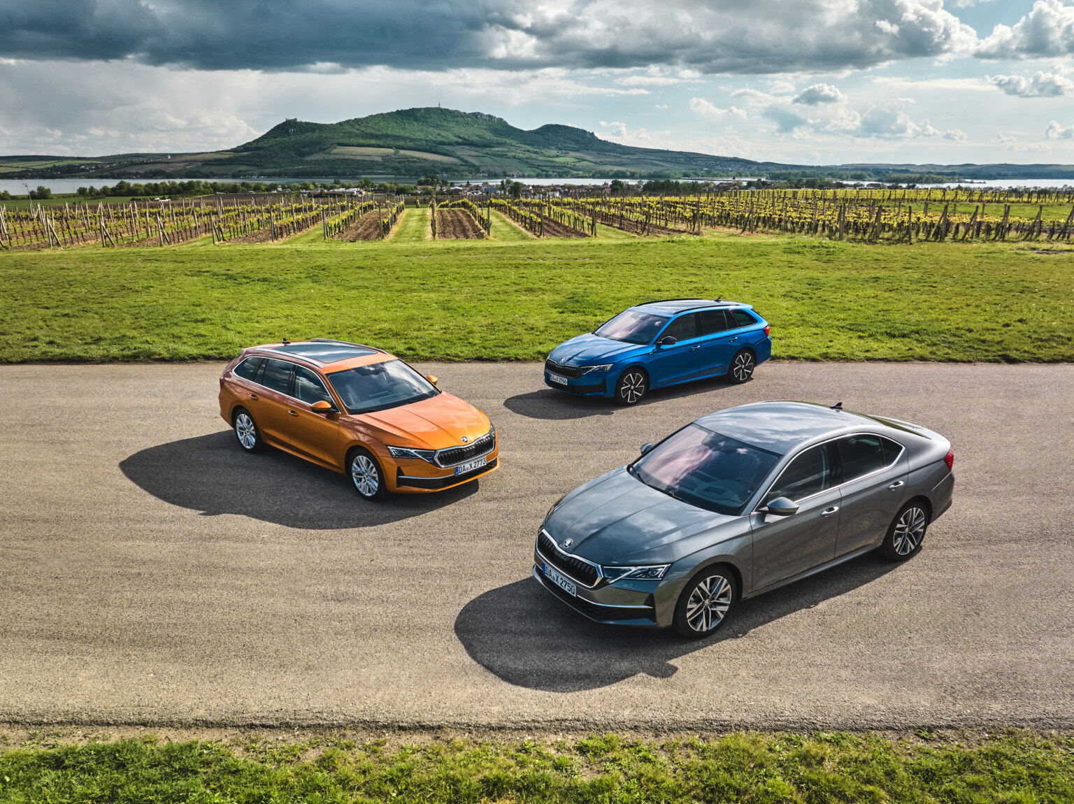 Powertrains: Four petrol and two diesel engines as well as two mild ...
