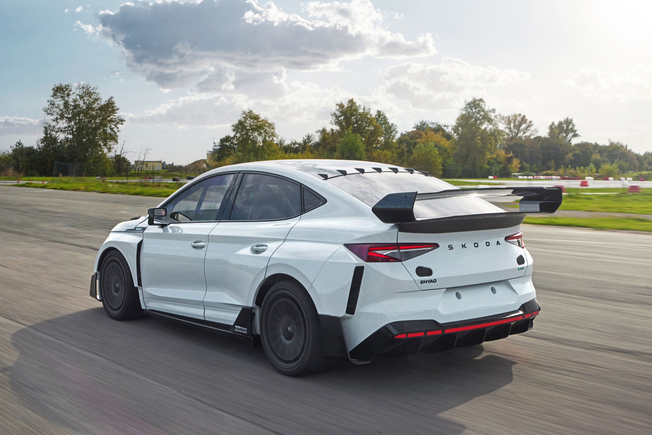 Enyaq RS Race - Škoda Storyboard