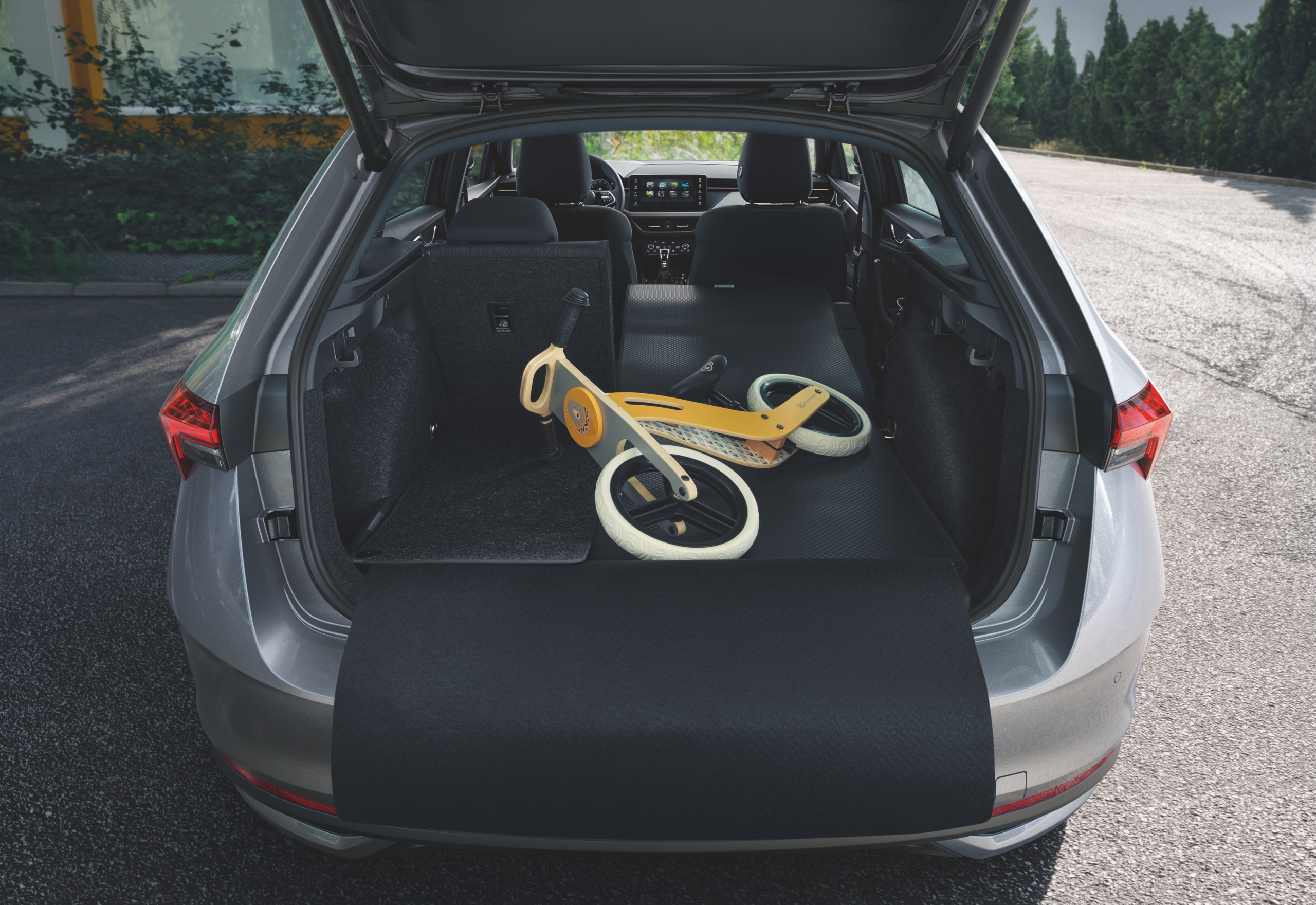 Clever luggage solutions for your boot - Škoda Storyboard