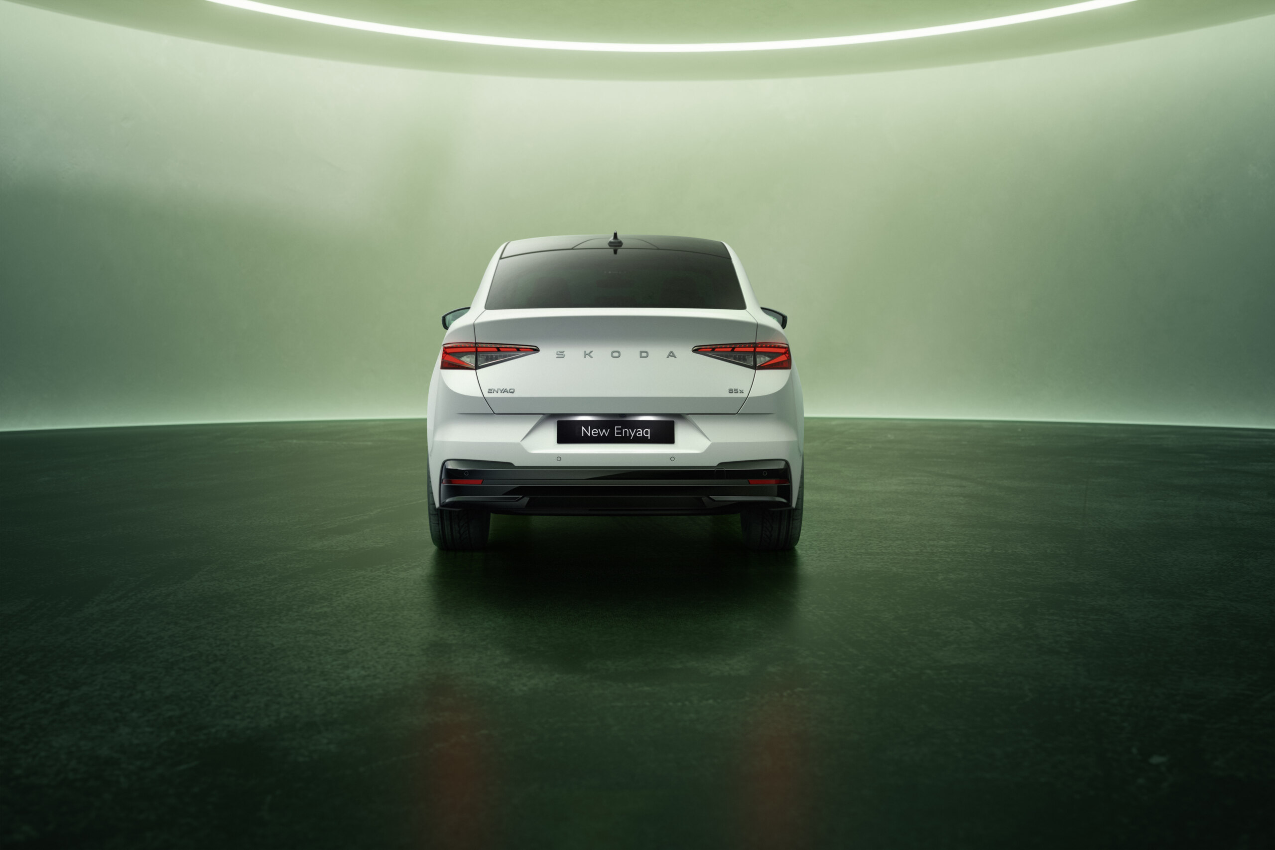Neue Front, neue Farben. Das Design des neuen Enyaq - Škoda Storyboard