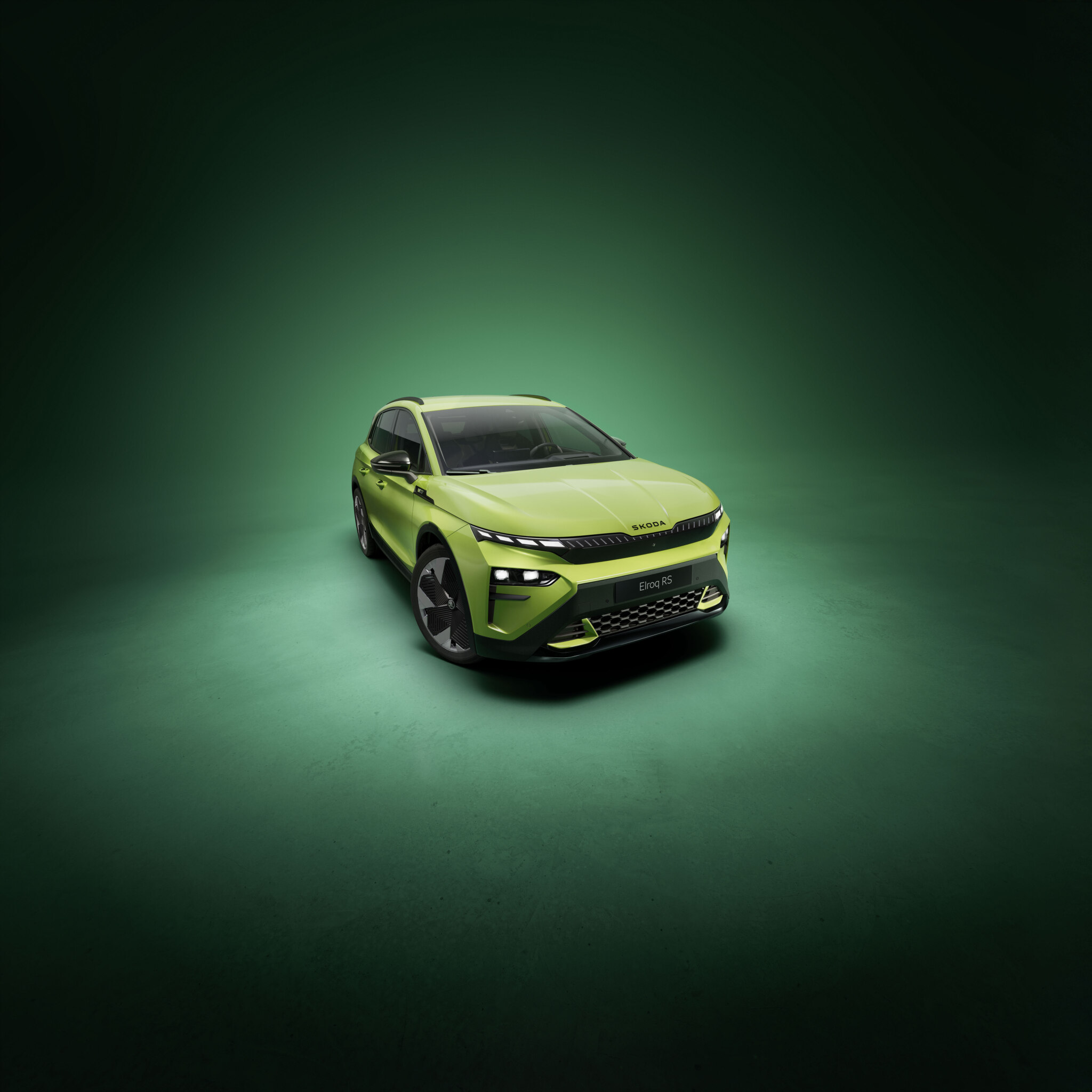 Elroq RS in matte coat. Limited edition brings a new shade - Škoda ...
