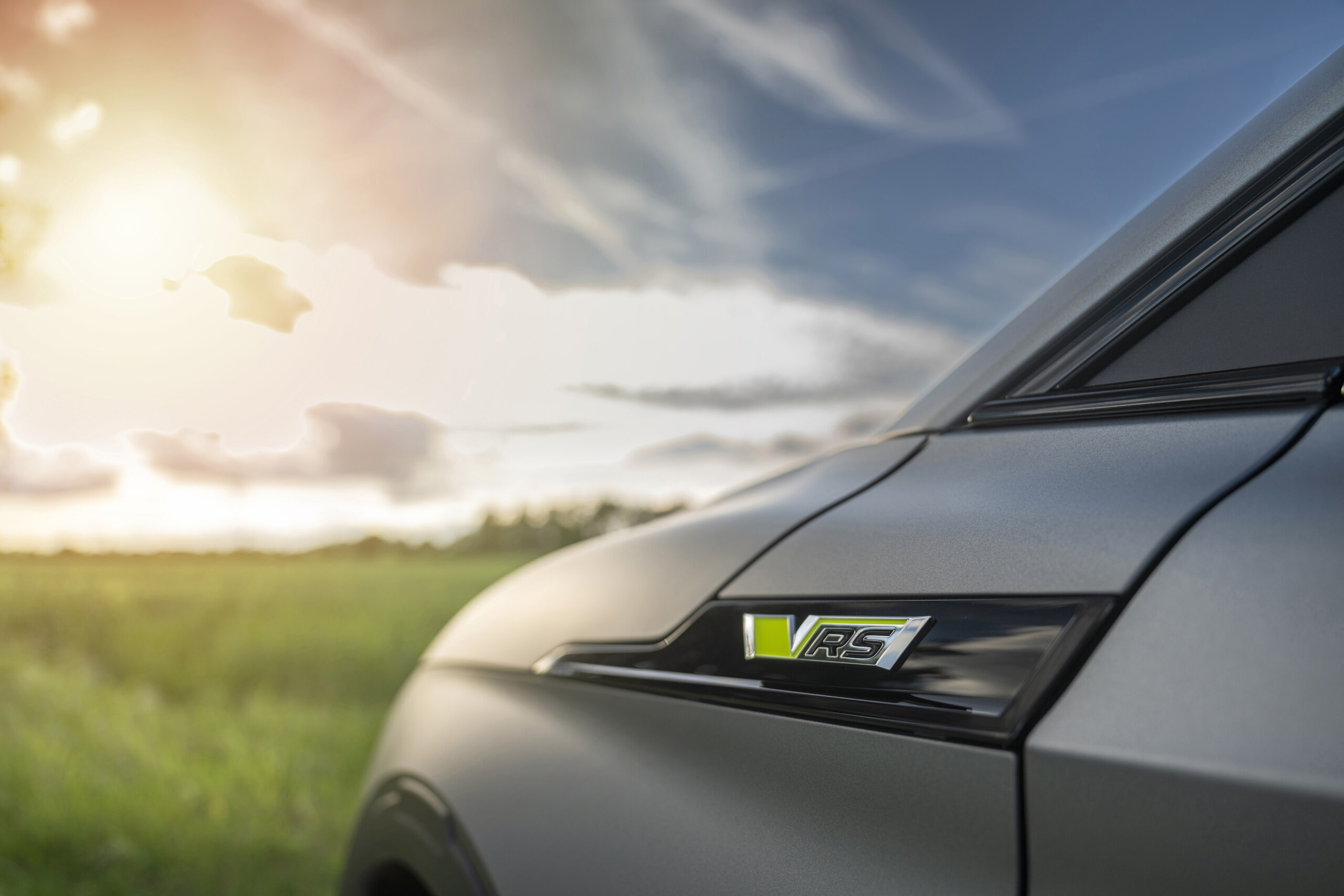 Elroq RS in matte coat. Limited edition brings a new shade - Škoda ...