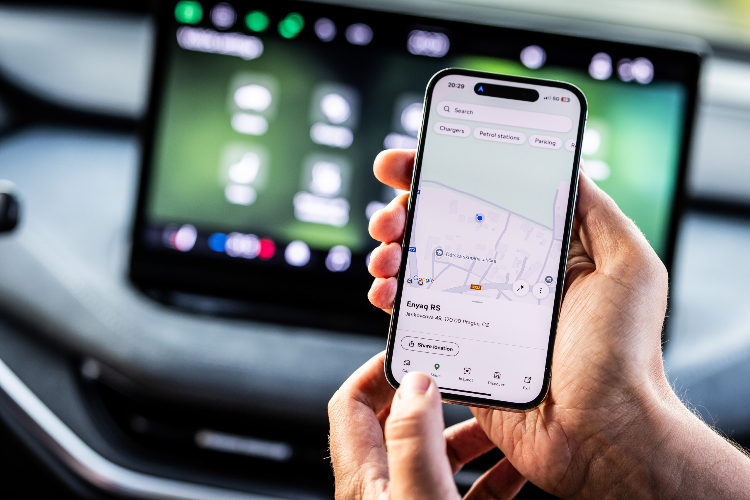 Tap the magic wand icon to start your adventure - Škoda Storyboard